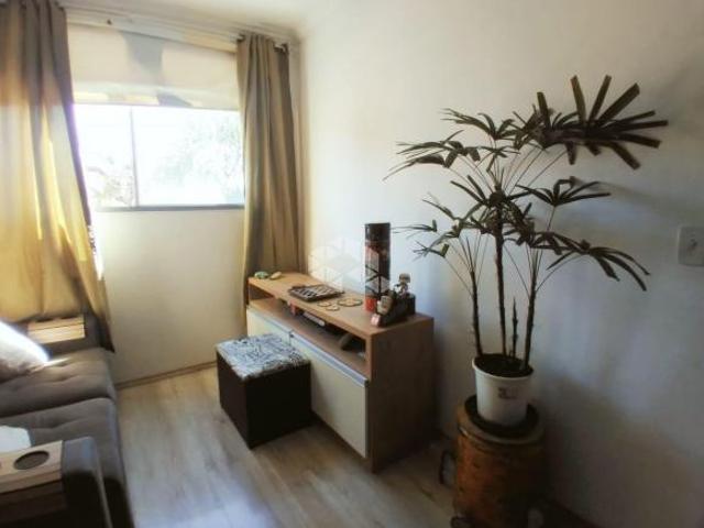Apartamento de 2 quartos com suíte e vaga de garagem coberta na zona sul