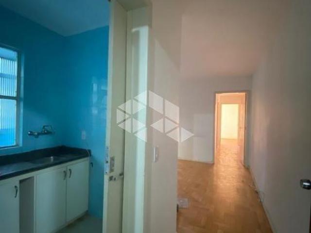 Apartamento 2 dormitórios com vaga de garagem