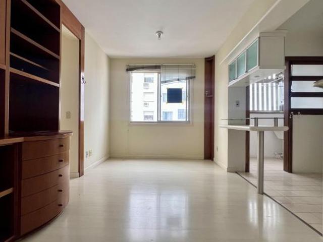 APARTAMENTO 2 DORMITÓRIOS COM VAGA DE GARAGEM