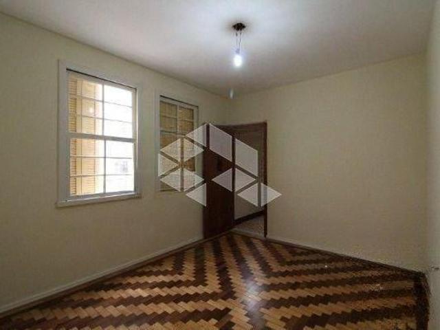 Apartamento 2 dormitórios com vaga de garagem no bairro Floresta