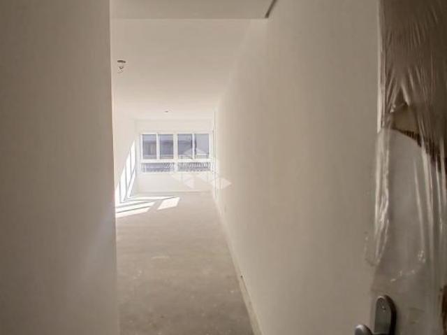 Apartamento 2 dormitórios com vaga de garagem para venda no bairro Bom Jesus em