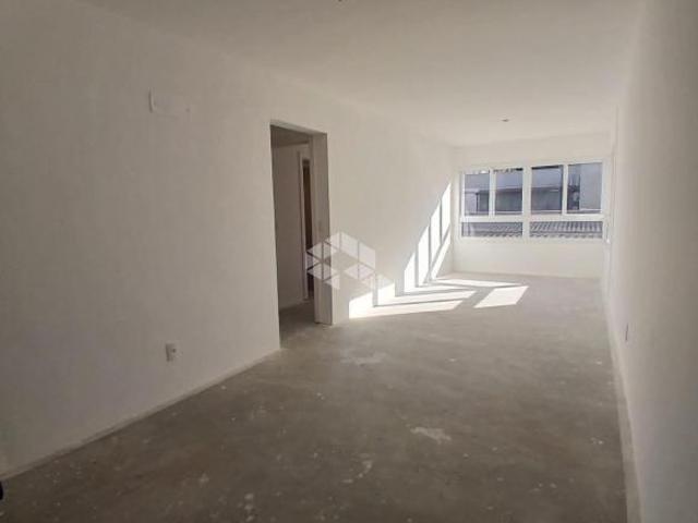 Apartamento 2 dormitórios com vaga de garagem para venda no bairro Bom Jesus em Porto Alegre