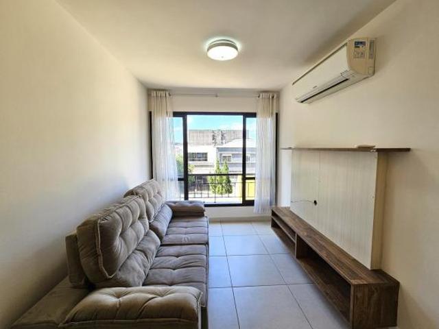 Apartamento 2 dormitórios com vaga e elevador no São Geraldo