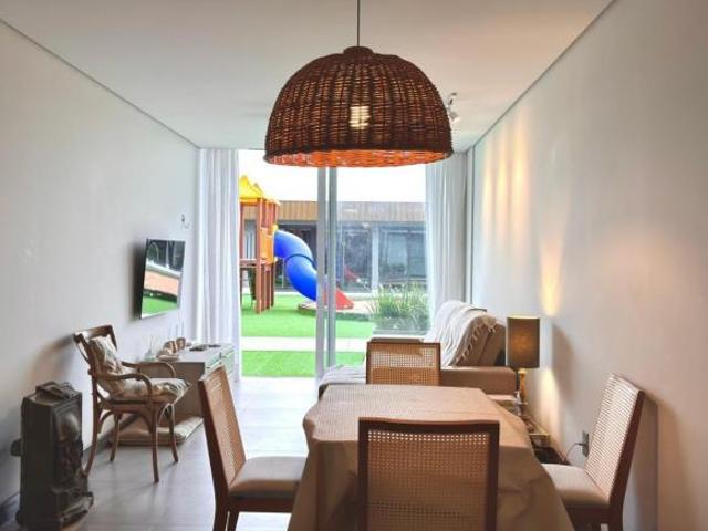 Apartamento 2 dormitórios com vaga para venda no em Atlântida