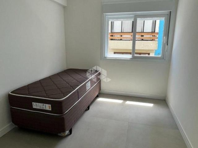 Apartamento 2 dormitórios com vaga pertinho da Redenção