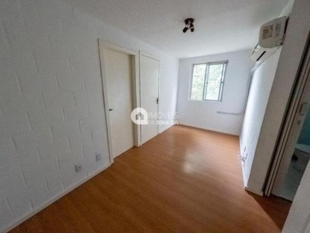 Apartamento 2 Dormitórios com vaga