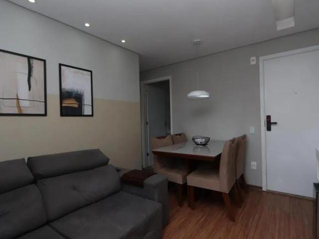 Apartamento 2 Dormitórios com Varanda, Academia e Sol da Manhã – Pronto para