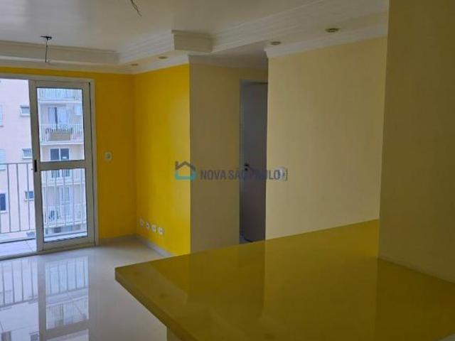 Apartamento 2 Dormitórios com Varanda e Vaga Próximo ao Zoológico de SP