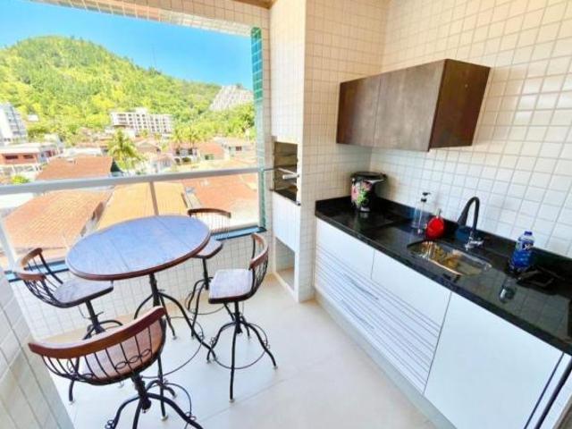 Apartamento 2 dormitorios com varanda gourmet na Praia das Toninhas Ubatuba