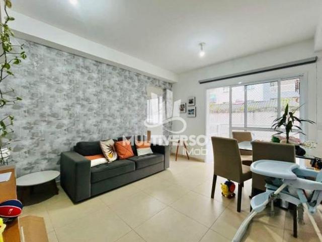 Apartamento 2 dormitórios com varanda Lazer completo uma quadra da praia em Santos