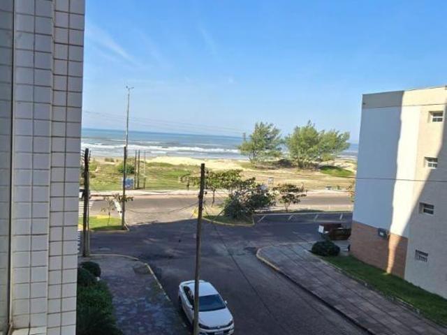 Apartamento 2 dormitórios com vista para o Mar