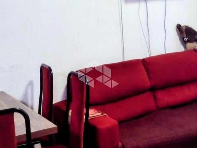 Apartamento 2 dormitórios com box na Cavalhada