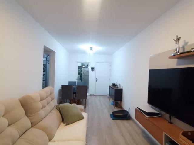 Apartamento 2 dormitórios com elevador e vaga perto da PUC