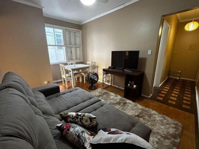 Apartamento 2 dormitórios com garagem no bairro Praia de Belas