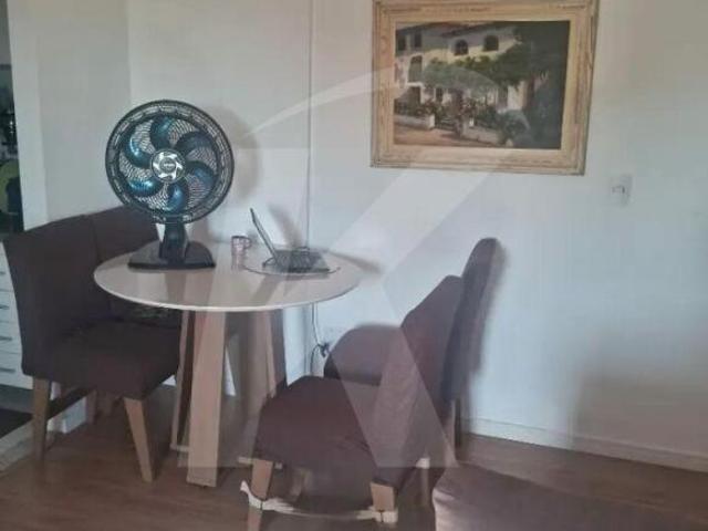 Apartamento 2 dormitórios, com sacada e 1 vaga de garagem na Casa Verde