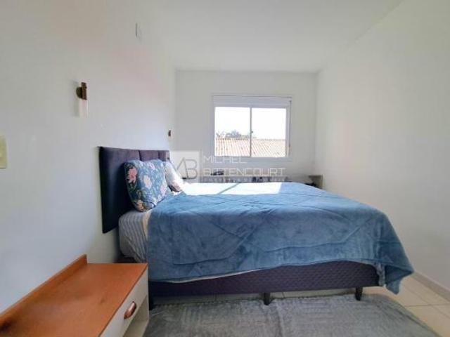Apartamento 2 dormitórios com sacada e vaga escriturada
