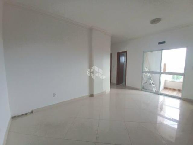Apartamento 2 dormitórios com sacada e churrasqueira, centro de Canoas/RS