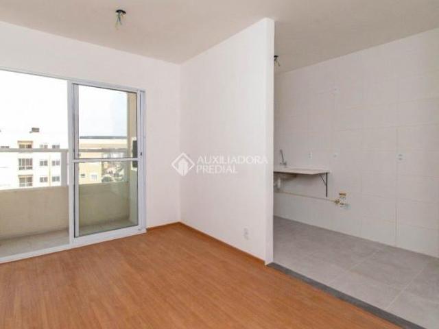 Apartamento 2 dormitórios com sacada e churrasqueira