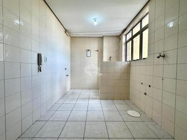 Apartamento 2 dormitórios com sacada fechada, 1 vaga de garagem coberta Centro / Canoas