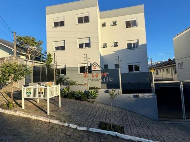 Apartamento 2 dormitórios com suíte