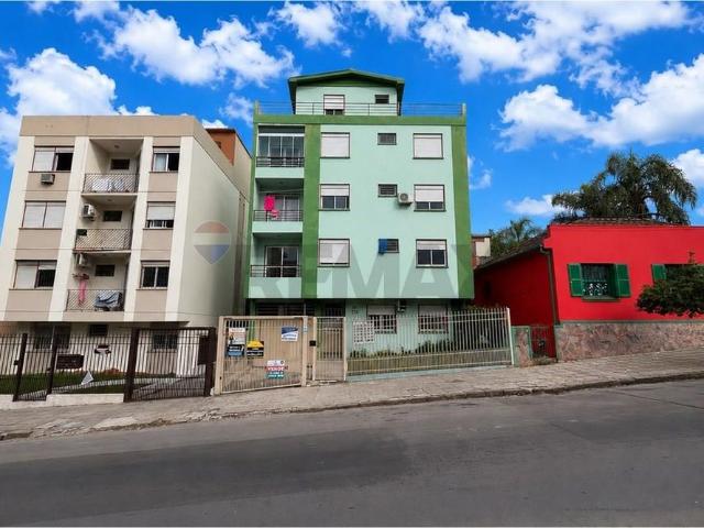 Apartamento 2 dormitórios com suíte