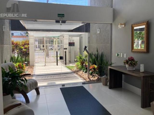 Apartamento 2 dormitórios com suíte e vaga coberta escriturada