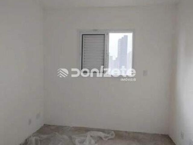 Apartamento 2 Dormitórios com Suíte e 2 Vagas no Campestre, Santo André