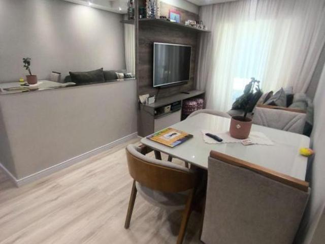 Apartamento 2 dormitórios com suíte no Start Vila Rosália a 200 metros do Lago dos Patos