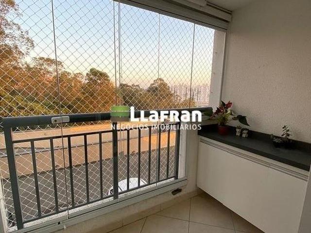 Apartamento 2 dormitórios Cond Pateo das Flores