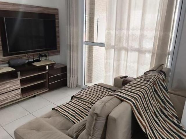 Apartamento 2 dormitórios Condominio frente mar