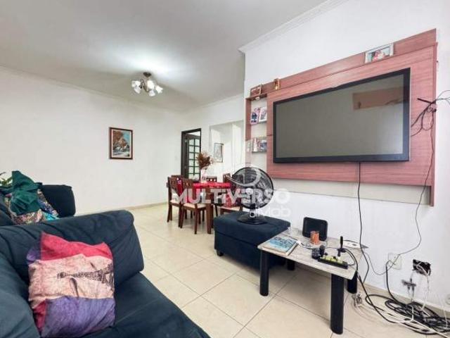 Apartamento 2 dormitórios + dependência no Embaré em Santos