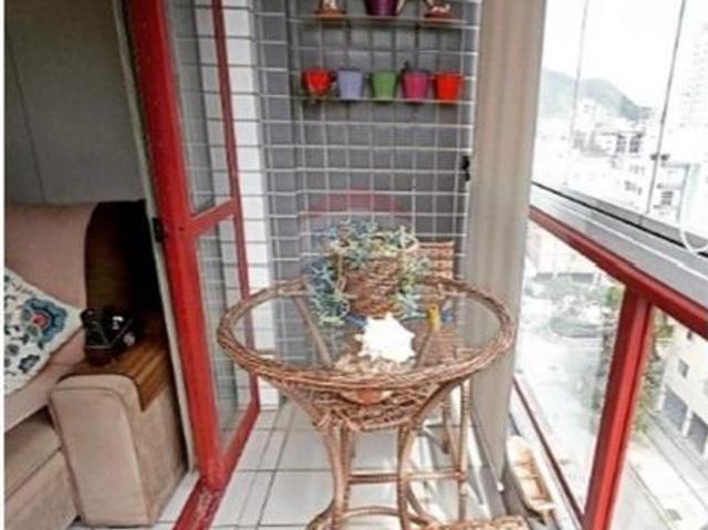 Apartamento 2 Dormitórios Dependência de Empregada Cozinha com Armários Planejados Garagem Elevador
