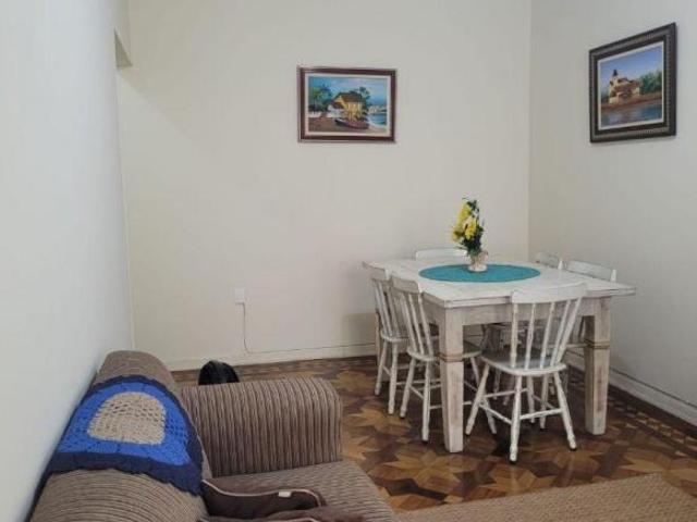 Apartamento 2 Dormitórios + Dependência Garagem fechada