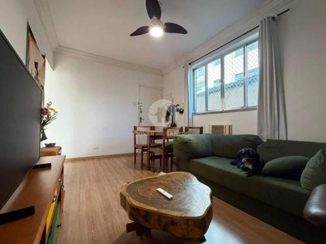 Apartamento 2 Dormitórios, Excelente Localização no Campo Grande Santos SP