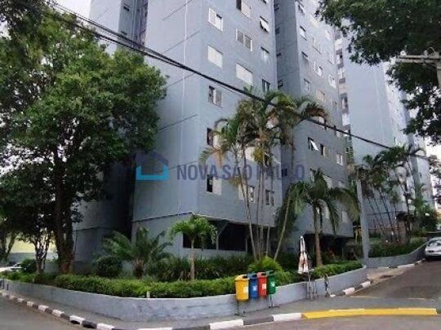 Apartamento 2 dormitórios e 1 vaga livre, 2km metrô São Judas