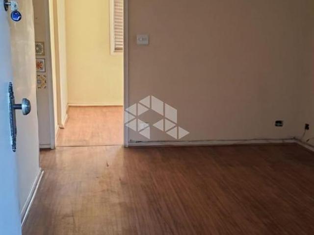 Apartamento 2 dormitórios e 1 banheiro em Santana próximo ao metro