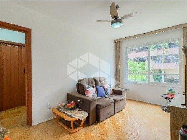 Apartamento 2 dormitórios e garagem na Bela Vista