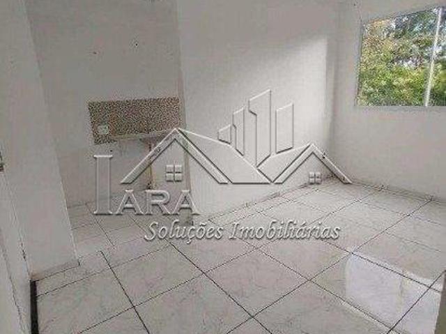Apartamento 2 dormitórios e vaga de garagem à venda