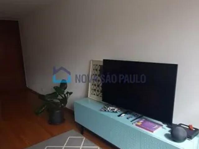 Apartamento 2 dormitórios em Moema