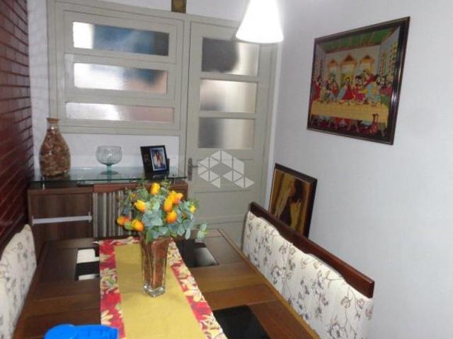 Apartamento 2 dormitórios em frente ao Beira Rio