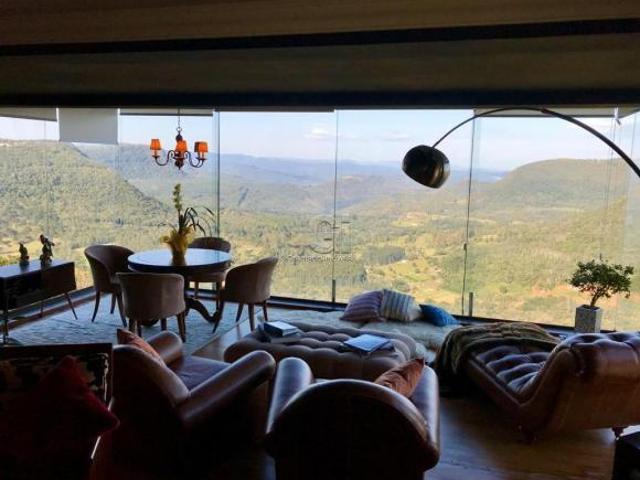 APARTAMENTO 2 DORMITÓRIOS EM GRAMADO