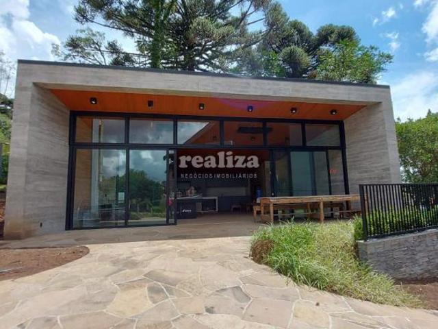 APARTAMENTO 2 DORMITÓRIOS EM GRAMADO