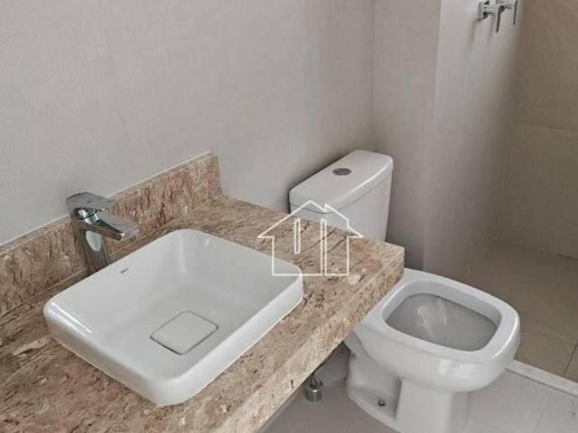Apartamento 2 dormitórios, Kingdom North, suite