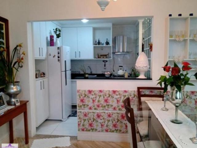 Apartamento 2 dormitórios para Venda em Cotia / SP no bairro APARTAMENTO COM 2 DORMITÓRIOS ÓTIMA LOC