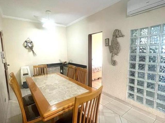 Apartamento 2 dormitorios perto praia vaga Guaruja