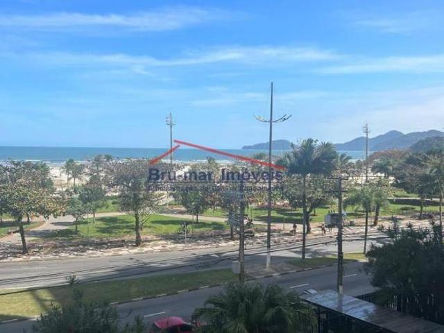 Apartamento 2 dormitórios, Pompéia, frente a praia, vista mar, reformado