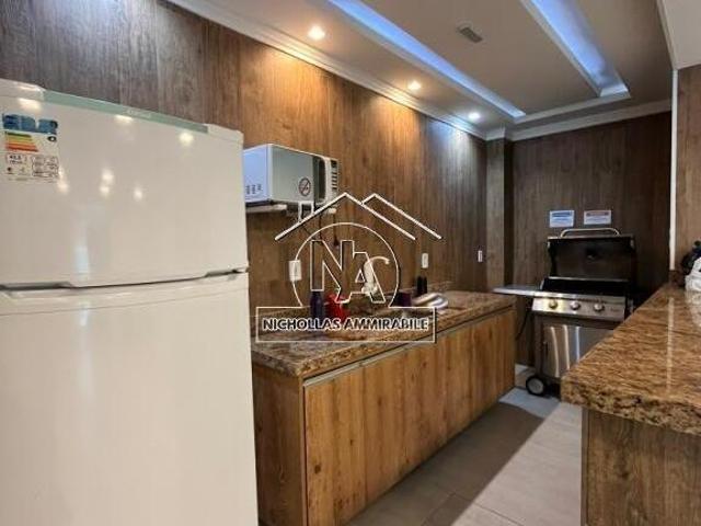 Apartamento 2 dormitórios porteira fechada na Guilhermina!