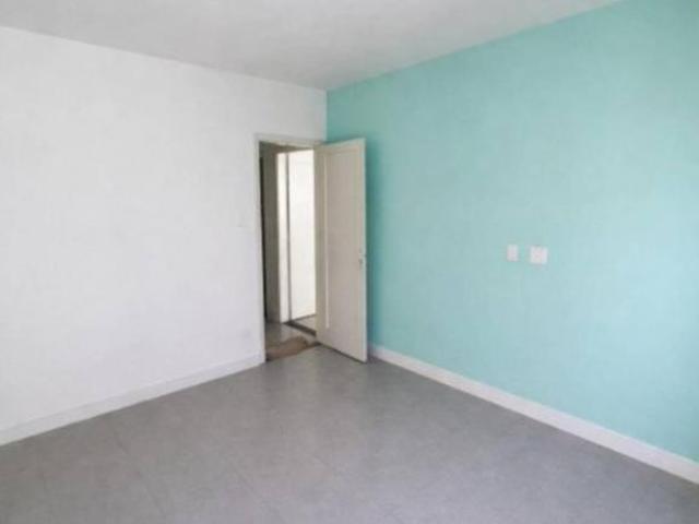 Apartamento 2 Dormitórios Prox. Praia Garagem José Menino