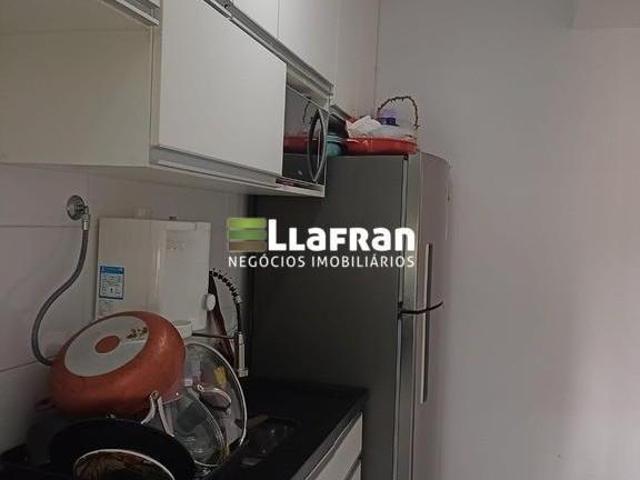 Apartamento 2 dormitórios próximo ao Campo Limpo