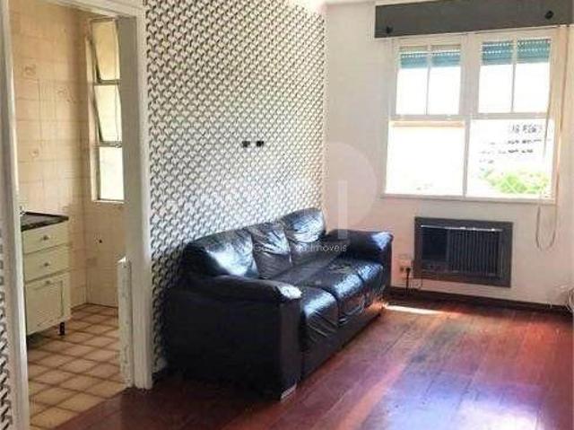 Apartamento 2 dormitórios, próximo ao Instituto de Cardiologia